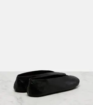 THE ROW Fay Leather Ballet Flats - Black