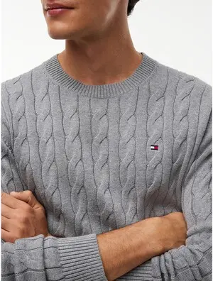 Tommy Hilfiger Cable Knit Crewneck Sweater