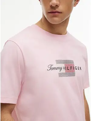 Tommy Hilfiger Tommy Script Flag Logo T-shirt - Pink Lily