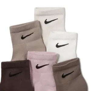 Nike Everyday Elevated Ankle Socks