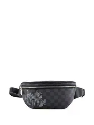 LOUIS VUITTON Interlinked Logo Damier Graphite Campus Bumbag