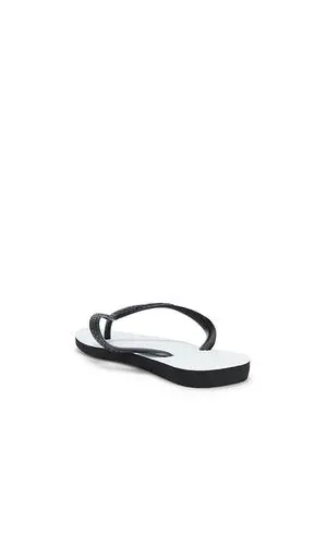 Havaianas Tradicional Sandal In White