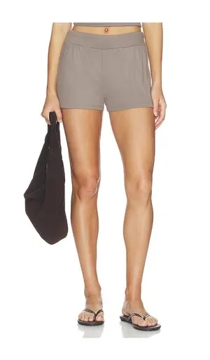 Commando Better Than Basic Rib Relaxed Short In Taupe