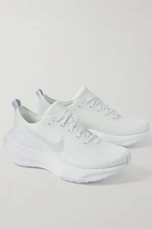 Nike Zoomx Invincible 3 Flyknit Sneakers