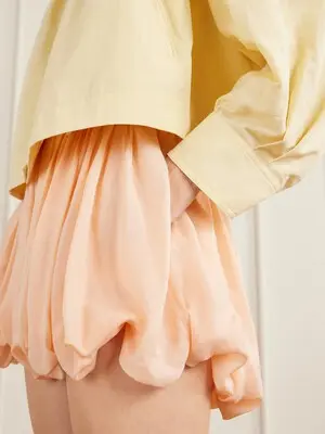 Chloé Pleated Silk-charmeuse Shorts - Orange
