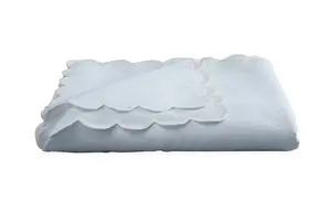 MATOUK Savannah Gardens Tablecloth Light