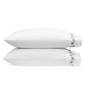 MATOUK Feather Pillowcase With Appliqué And Embroidery - Percale