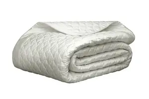 MATOUK Ava Quilt Silver