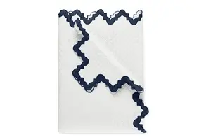 MATOUK Aziza Matelassé Coverlet - Navy