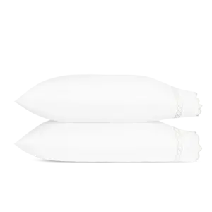 MATOUK Classic Chain Scallop Pillowcase Pair - Percale