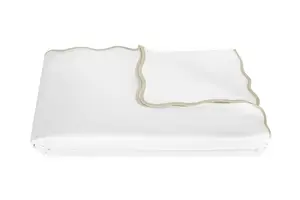 MATOUK Camilla Pique Coverlet - Dune