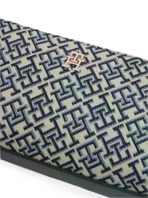 Tommy Hilfiger Monogram Logo Plaque Shoulder Bag