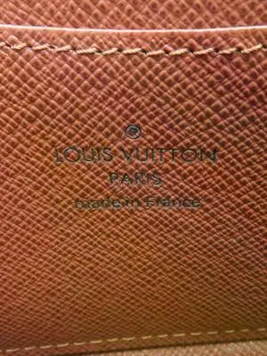 LOUIS VUITTON 2000-2026 Monogram Zippy Coin Pouch - Brown