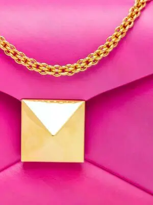 Valentino Garavani One Stud Shoulder Bag - Pink