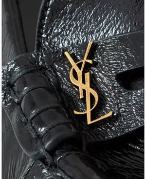 Saint Laurent Le Loafer Pumps