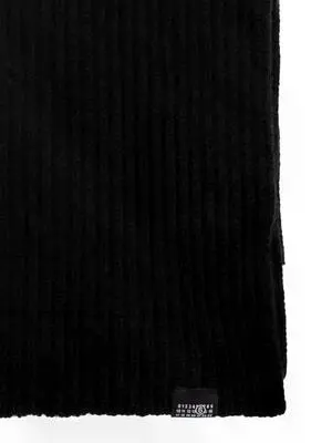 MAISON MARGIELA Ribbed-knit Scarf - Black
