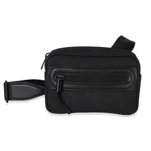 Gucci Rubber Gg Effect Sling Bag - Black
