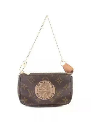 LOUIS VUITTON Mini Pochette Accessoires Shoulder Bag