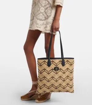 Valentino Garavani Vlogo N/s Medium Raffia Tote Bag