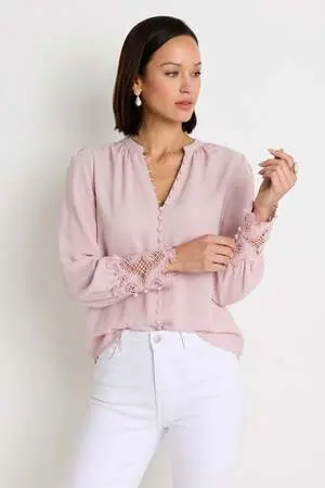 The Noli Shop Tops
