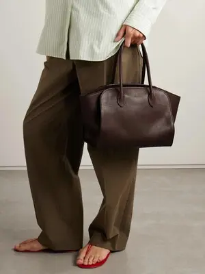 THE ROW Marlo 12 Leather Tote - Brown