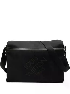 LOUIS VUITTON Damier Geant Messenger Bag - Black