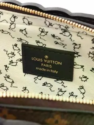 LOUIS VUITTON Epi Catogram Full Cat Crossbody Bag