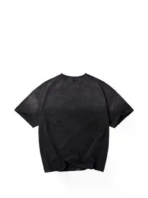 VALE FOREVER 8 Ball Distressed T-shirt