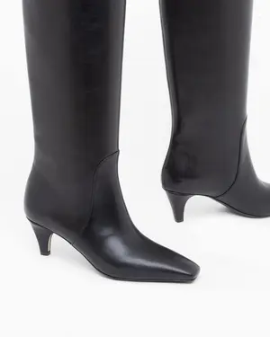 Giorgio Armani Boot In Leather With A Leather Sole