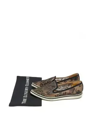 NICHOLAS KIRKWOOD Alona Lace Pointed-toe Sneakers