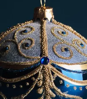 Harrods Glitter Patterned Bauble