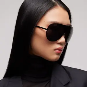 Gucci Pilot Frame Sunglasses