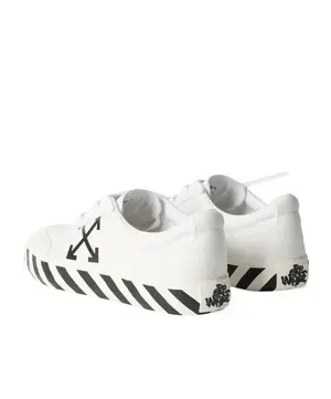 Off-White Vulcanized Low-top Sneakers
