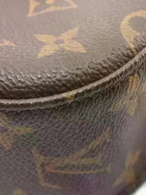 LOUIS VUITTON Saint Cloud Gm Shoulder Bag