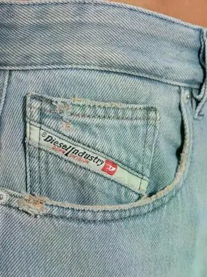 DIESEL® 1996 D-sire-yu-u Wide-leg Jeans