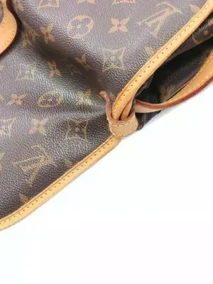 LOUIS VUITTON 2008 Saumur 30 Monogram Canvas Bag
