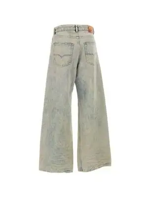 DIESEL® 1996 D-sire-yu Wide-leg Jeans