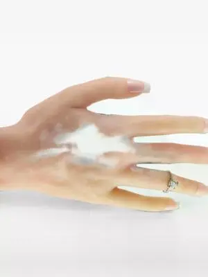 LB EXCLUSIVE Platinum Diamond Ring