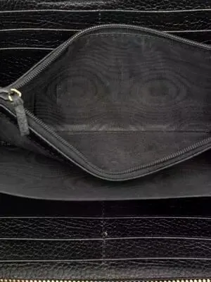 Gucci 2000-2015 Grained Calfskin Soho Zip Around Wallet Long Wallets