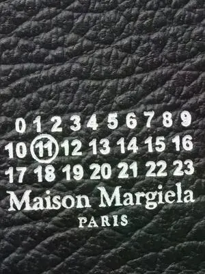 MAISON MARGIELA 2020s Four-stitch Trifold Wallet - Black