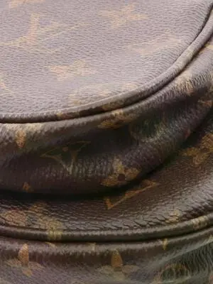 LOUIS VUITTON Monogram Canvas Pochette Accessoires Clutch Bag