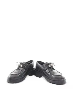 Hermès Leather Kelly Buckle Derby Shoes - Black