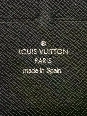 LOUIS VUITTON 2012 Epi Zippy Wallet Long Wallets