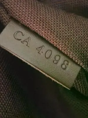 LOUIS VUITTON Damier Ebene Canvas Cabas Beaubourg Tote Bag