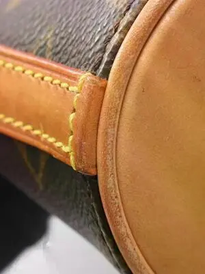 LOUIS VUITTON Monogram Shoulder Bag