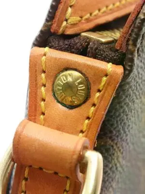 LOUIS VUITTON Monogram Shoulder Bag