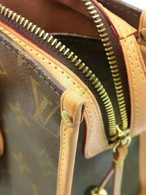 LOUIS VUITTON 2009 Popincourt Monogram Tote Bag - Brown