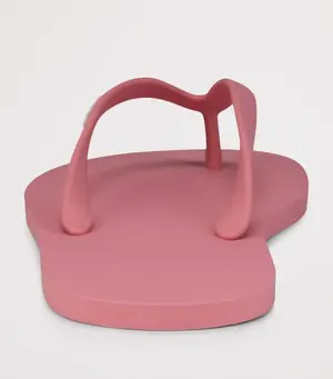 CHRISTIAN LOUBOUTIN Summer Flat Rubber Flip Flops - Pink