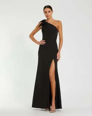 Mac Duggal Petite Crepe One-shoulder Evening Gown With Bow Detail - Black