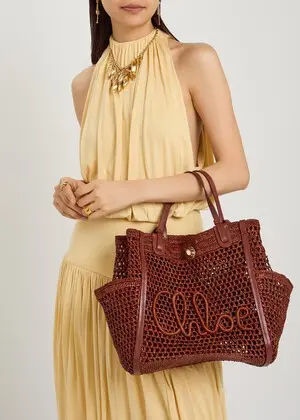 Chloé Logo Raffia Tote Bag - Brown
